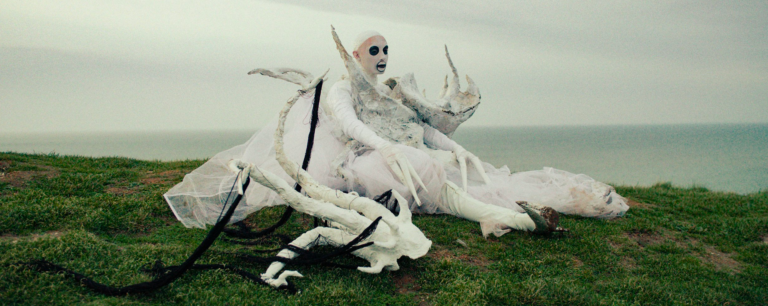 PINK SCREENS : « Queendom » de Agniia Galdanova